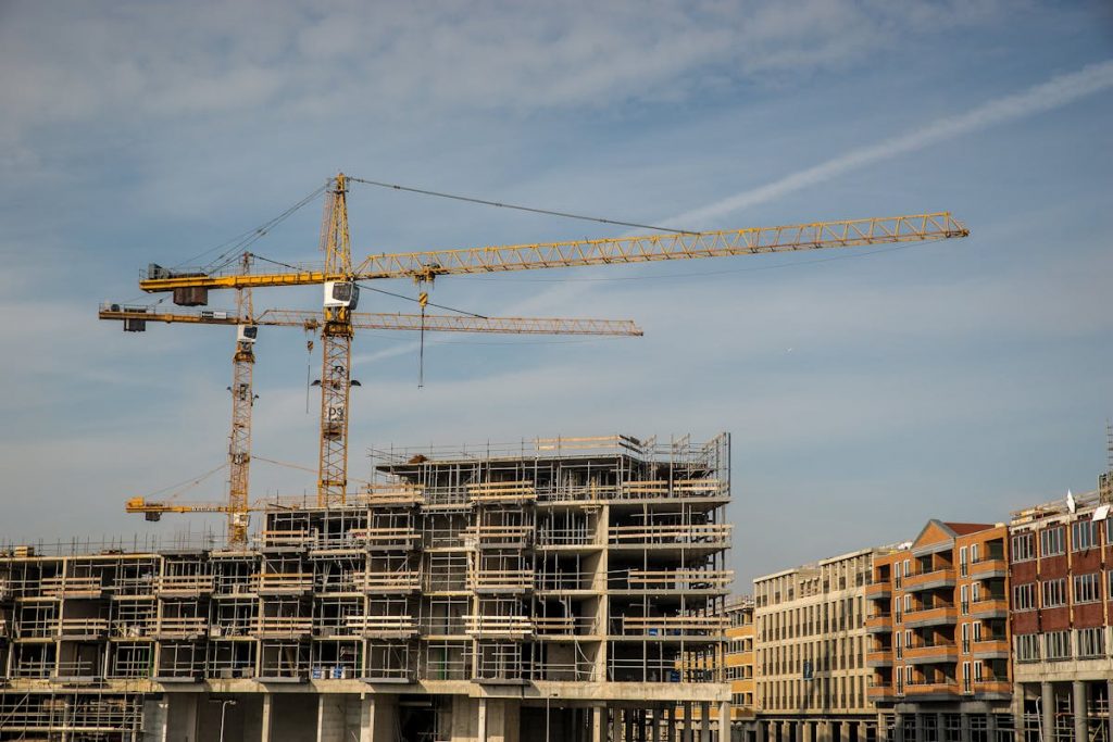 What Is Commercial Construction? Different Types of Commercial Projects ...